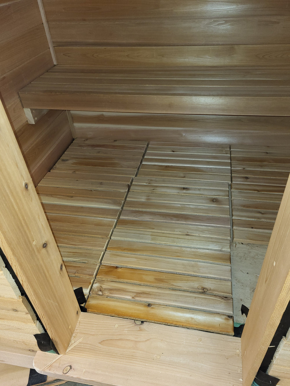 Sauna Fauna King's Feet cedar bath mat sauna floor panel